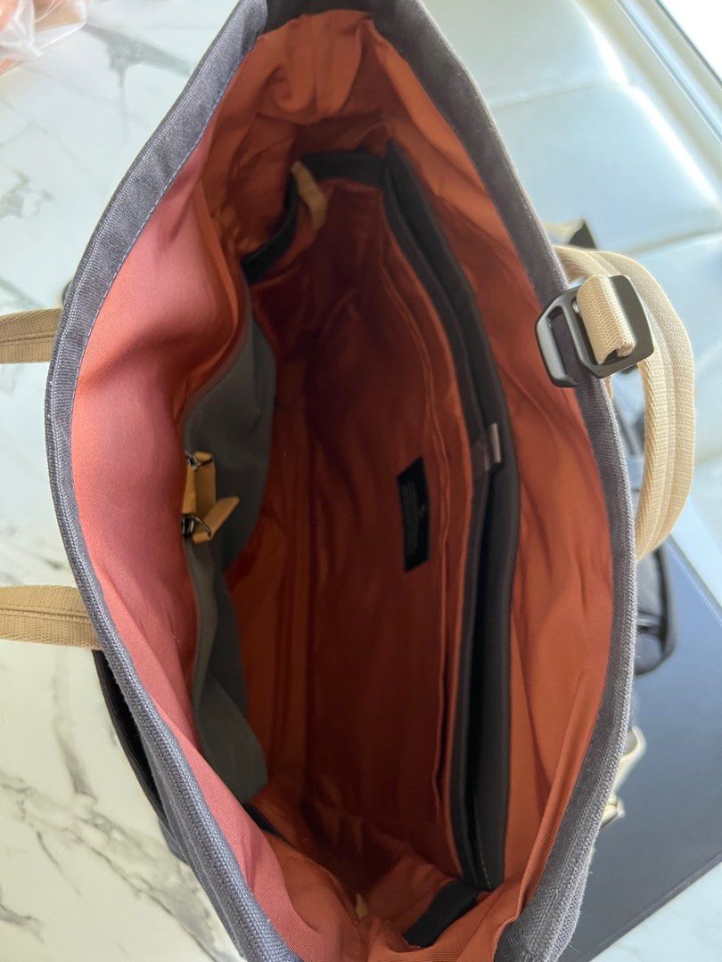 Bellroy System Messenger Bag, Men's Fashion, Bags, Briefcases on Carousell