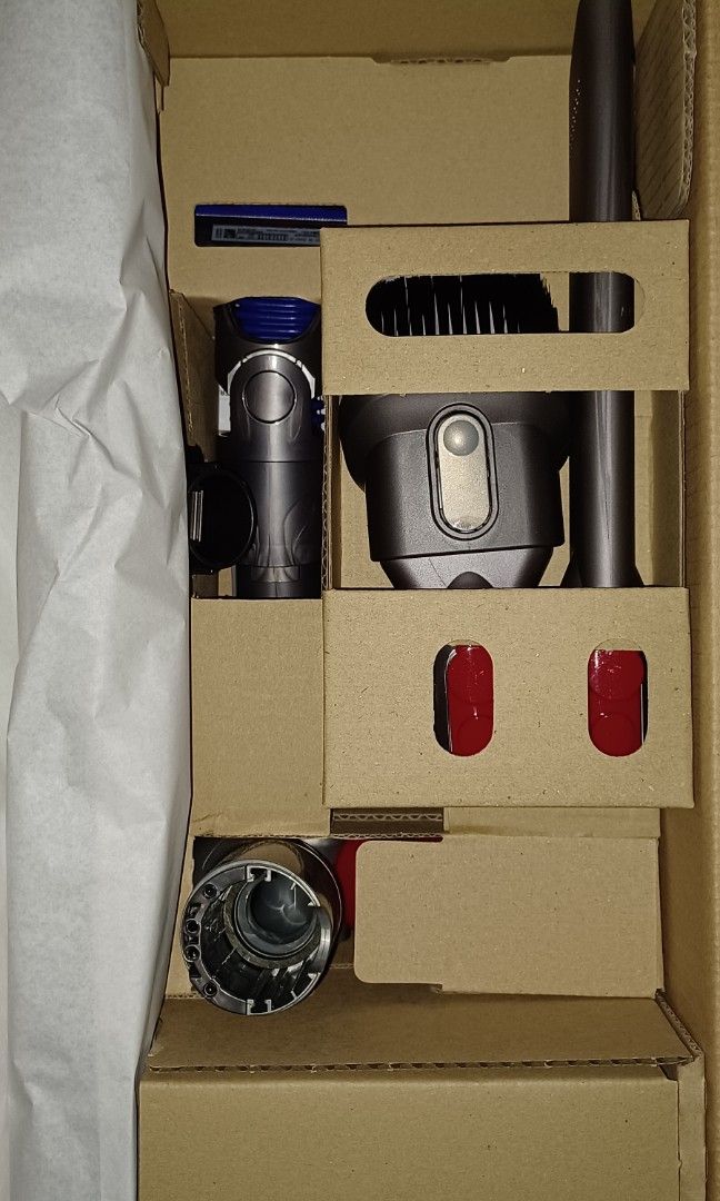 Brand New Dyson Slim Fluffy Cordless Vacuum Cleaner on Carousell