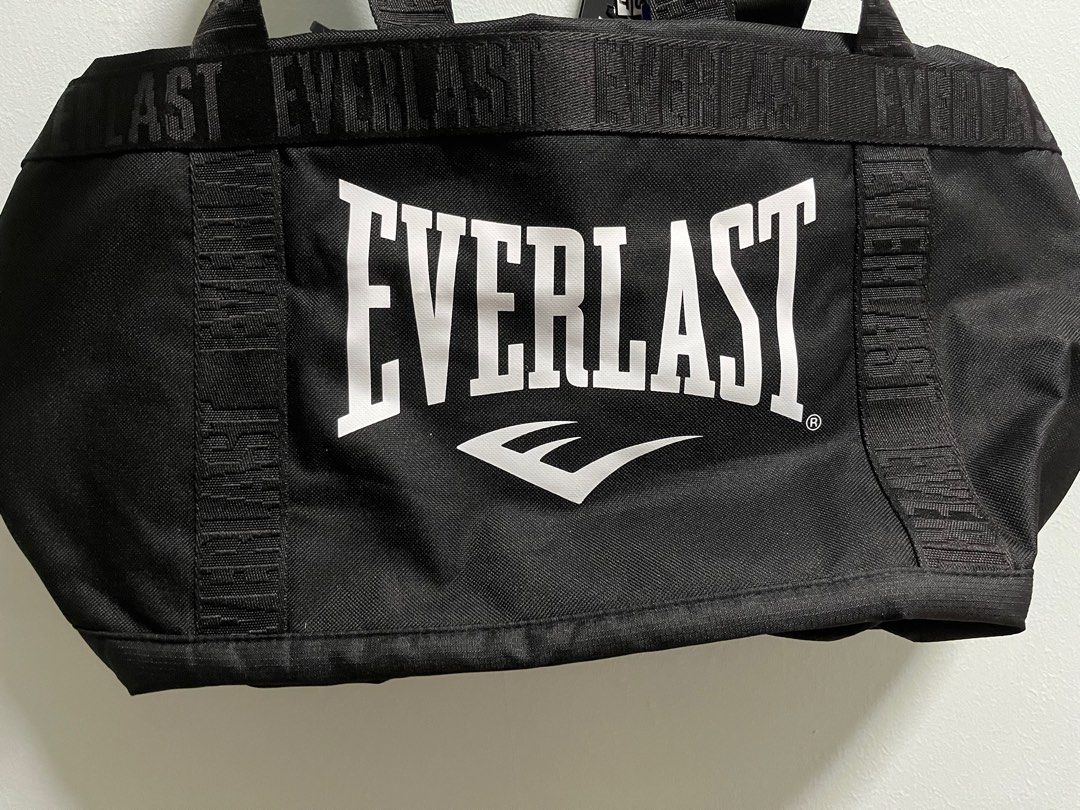 BRAND NEW EVERLAST duffle bag, Women's Fashion, Bags & Wallets ...