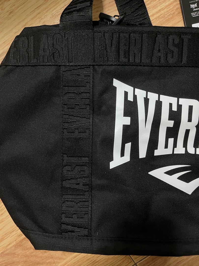 BRAND NEW EVERLAST duffle bag, Women's Fashion, Bags & Wallets ...