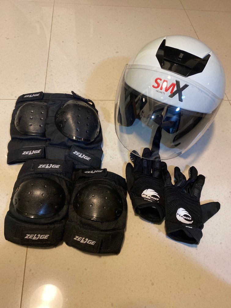 Class 2b learner equipment. Helmet, gloves, elbow and knee pads ...