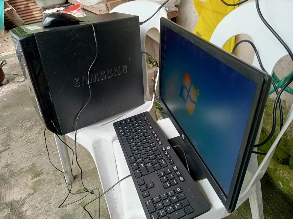 COMPUTER SET FOR SALE !!!, Computers & Tech, Desktops on Carousell
