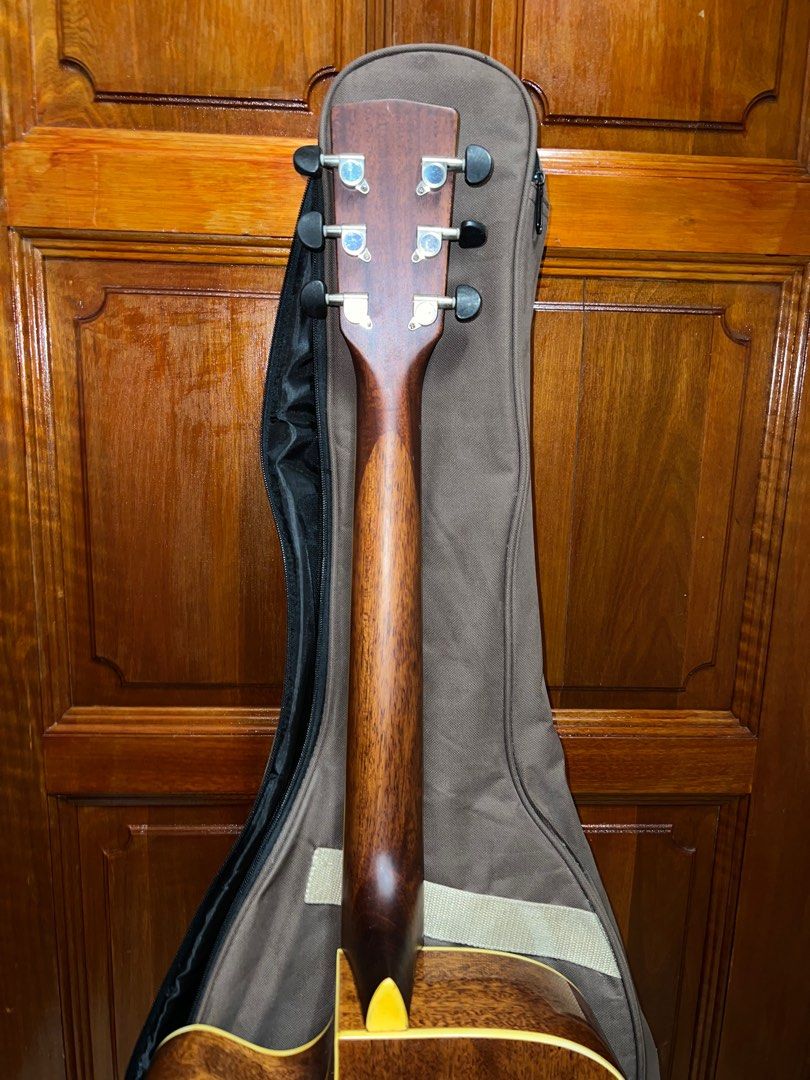 cort guiter, Hobbies & Toys, Music & Media, Musical Instruments on ...