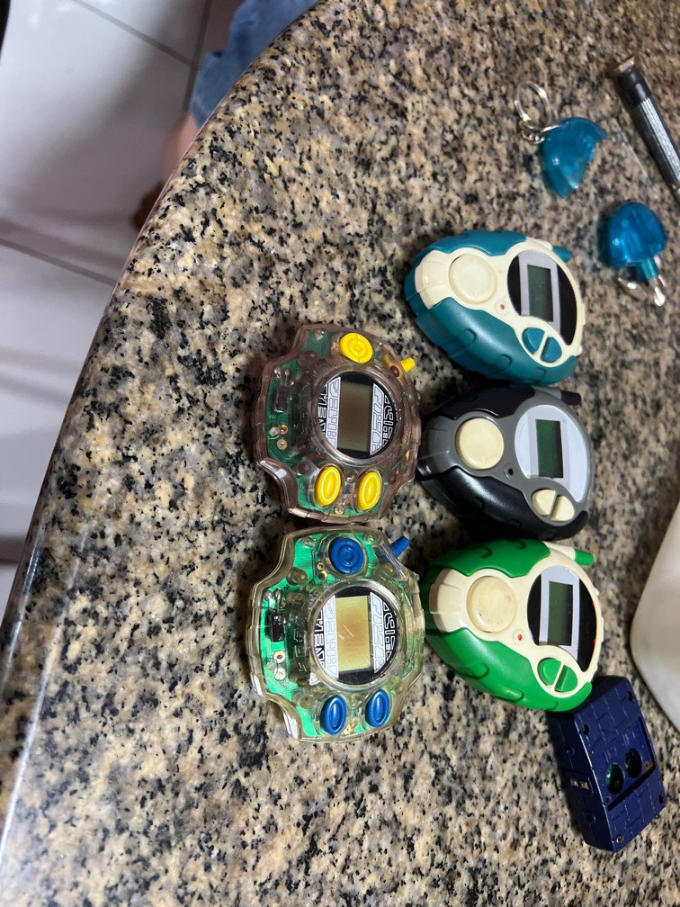 Digimon Devices, Hobbies & Toys, Memorabilia & Collectibles, Vintage ...