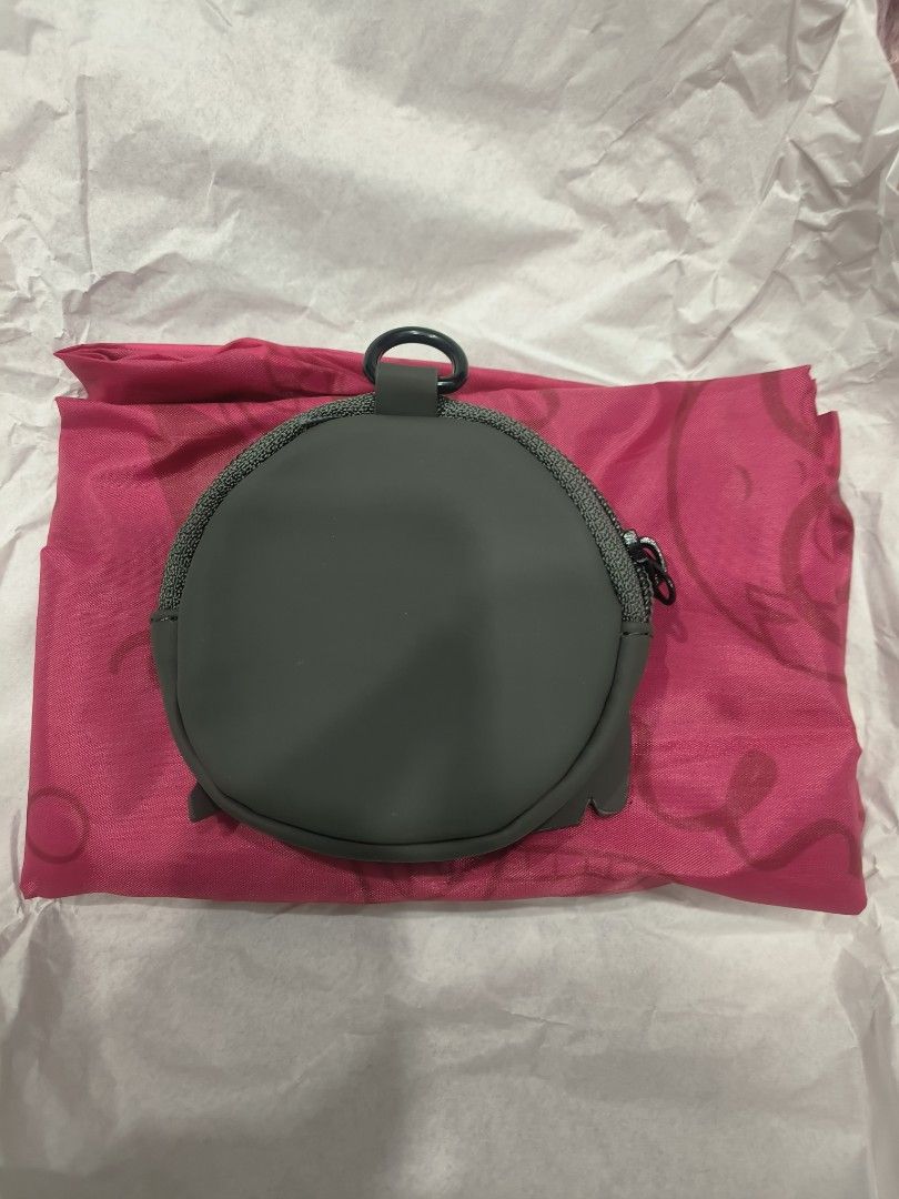 Disney 100 Edna for trade/sale, Hobbies & Toys, Memorabilia ...