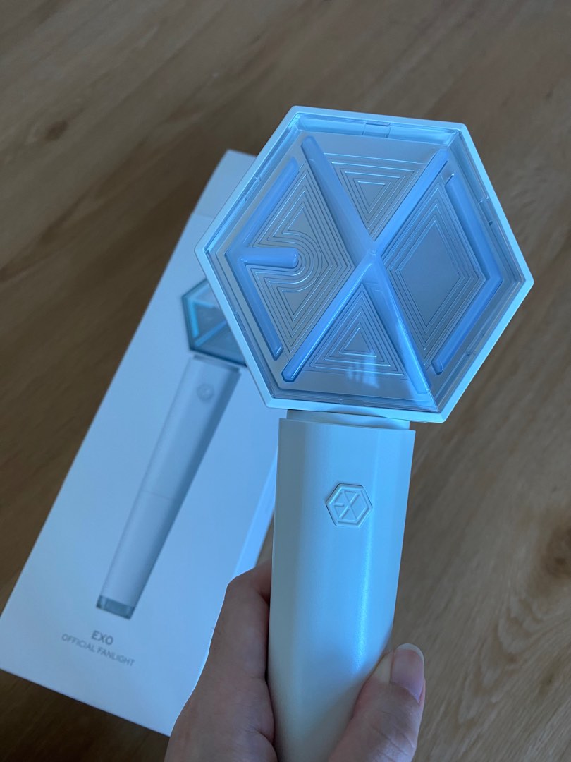 EXO Lightstick ver 3, Hobbies & Toys, Memorabilia & Collectibles, K ...