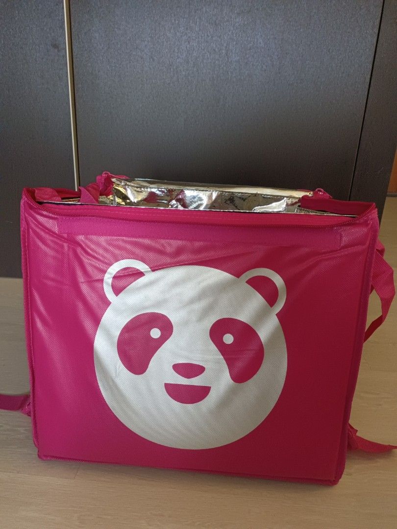 Foodpanda Thermal delivery box/Bag (big size), Motorcycles, Motorcycle ...