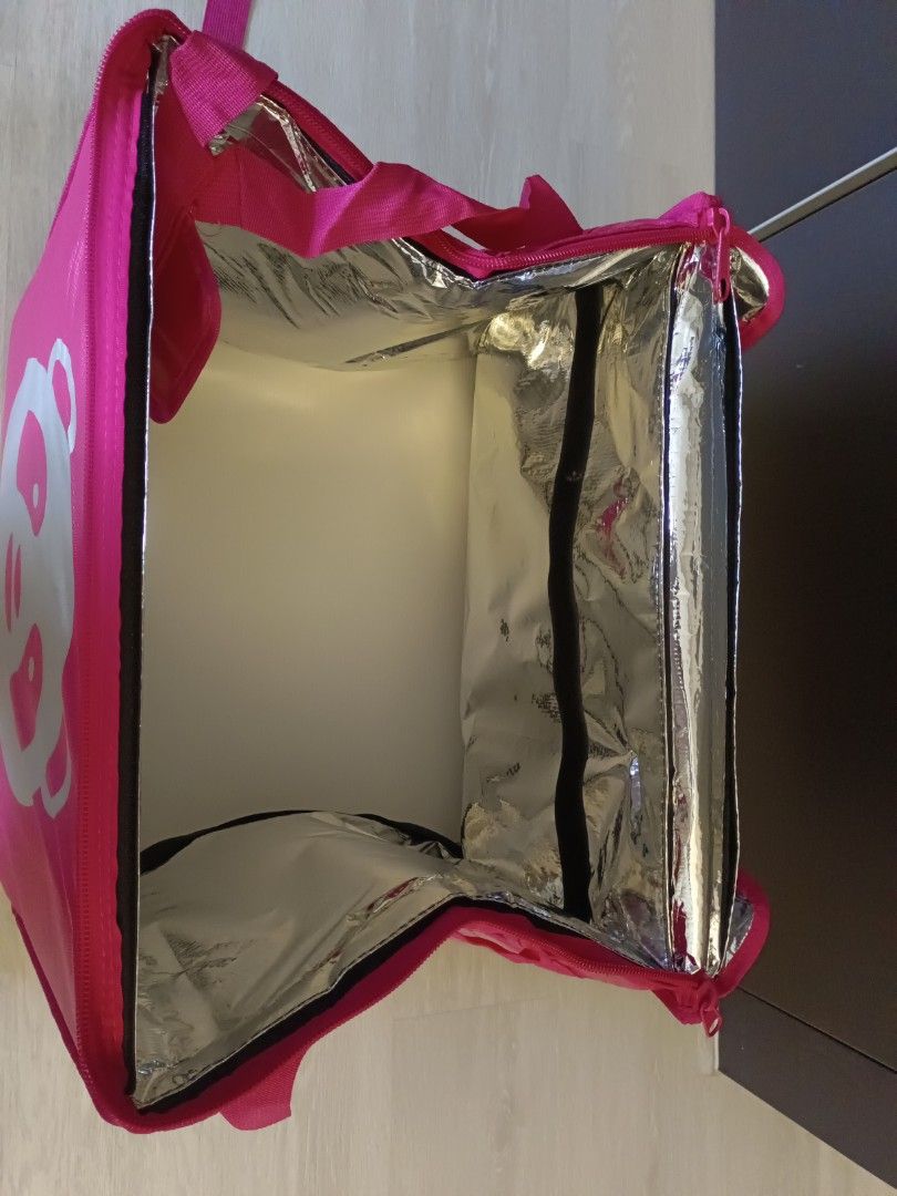 Foodpanda Thermal delivery box/Bag (big size), Motorcycles, Motorcycle ...