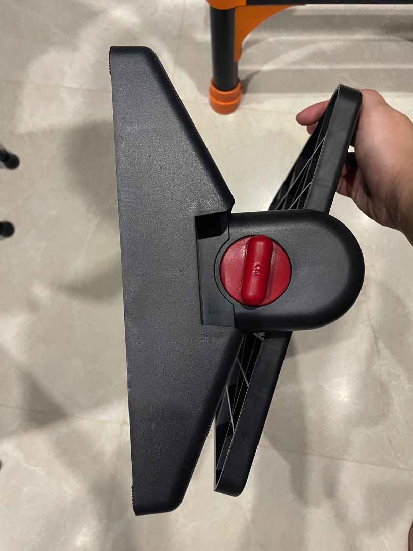 Foot treadle for posture adjustment, Health & Nutrition, Braces ...