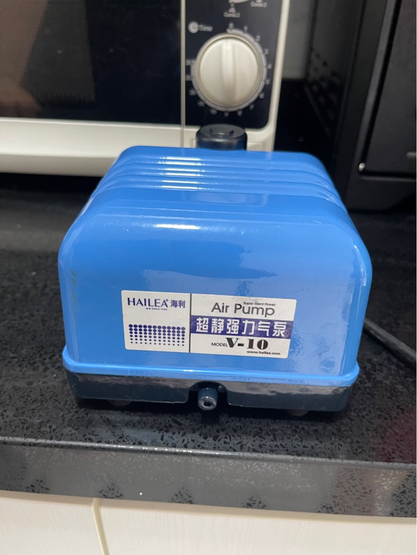 Hailea Air Pump V10, Pet Supplies, Homes & Other Pet Accessories on ...