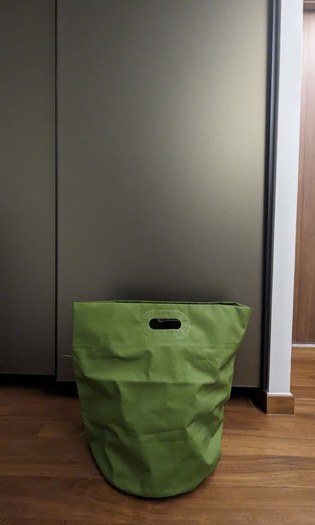 Hightide Tarp Bag / Round / Khaki, Furniture & Home Living, Home ...
