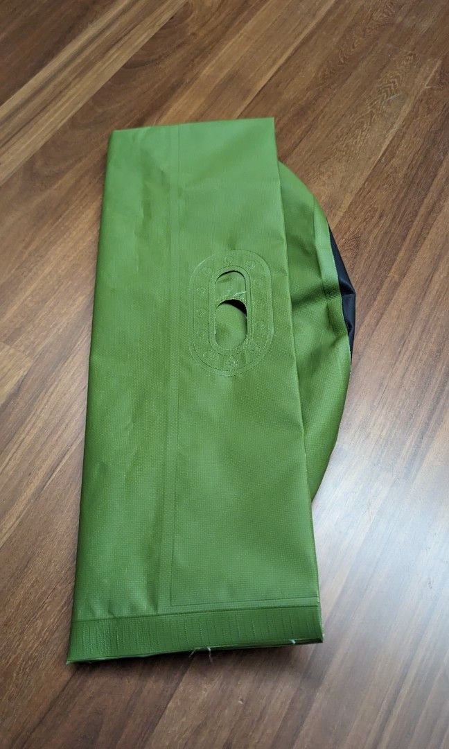 Hightide Tarp Bag / Round / Khaki, Furniture & Home Living, Home ...