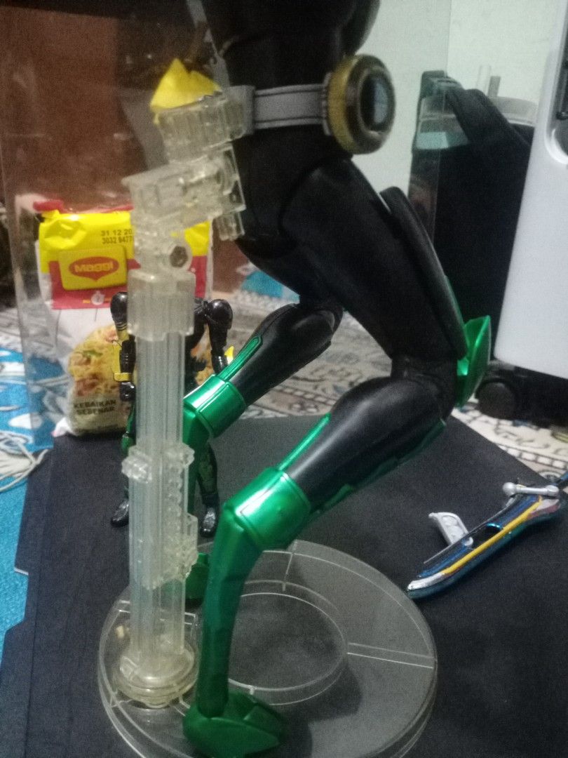 Kamen Rider OOO Model kit MG scale 1/8, Hobbies & Toys, Toys & Games on ...