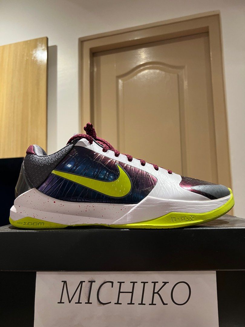 Kobe V Chaos, Men's Fashion, Footwear, Sneakers on Carousell