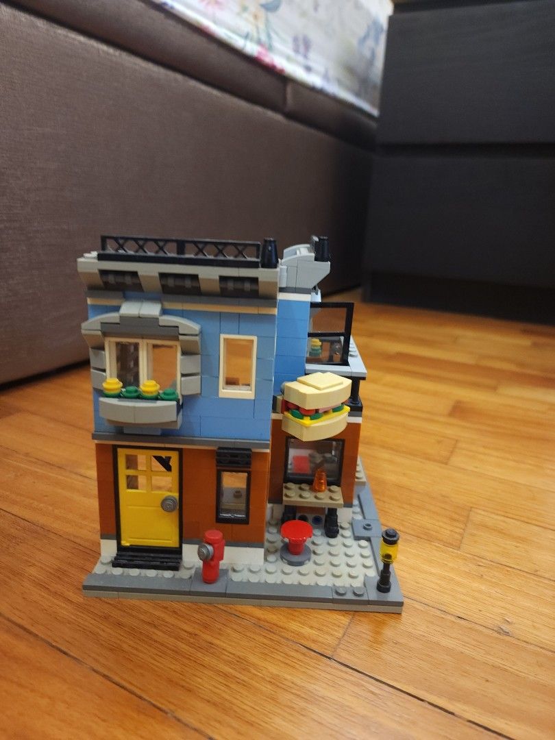 LEGO 31050 Creator Corner Deli, Hobbies & Toys, Toys & Games on Carousell