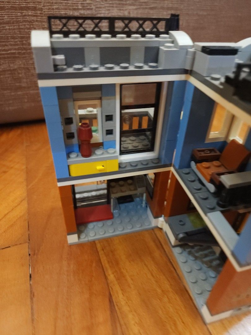 LEGO 31050 Creator Corner Deli, Hobbies & Toys, Toys & Games on Carousell