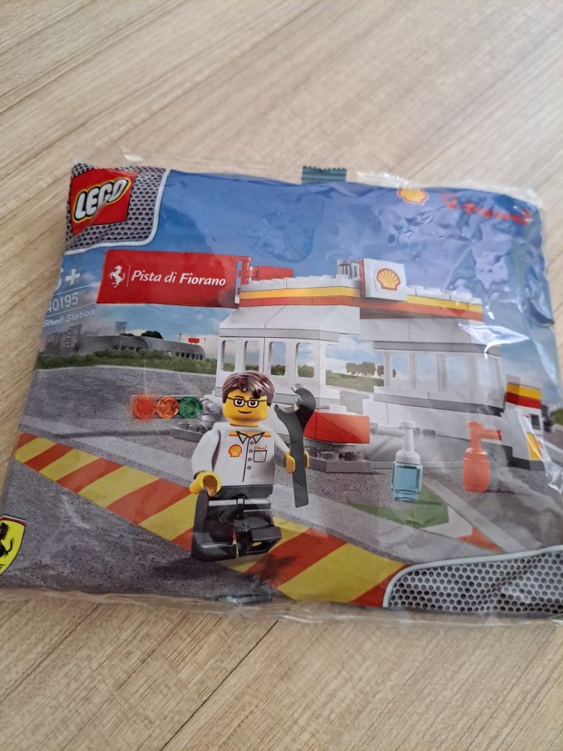 LEGO Shell station, Hobbies & Toys, Toys & Games on Carousell