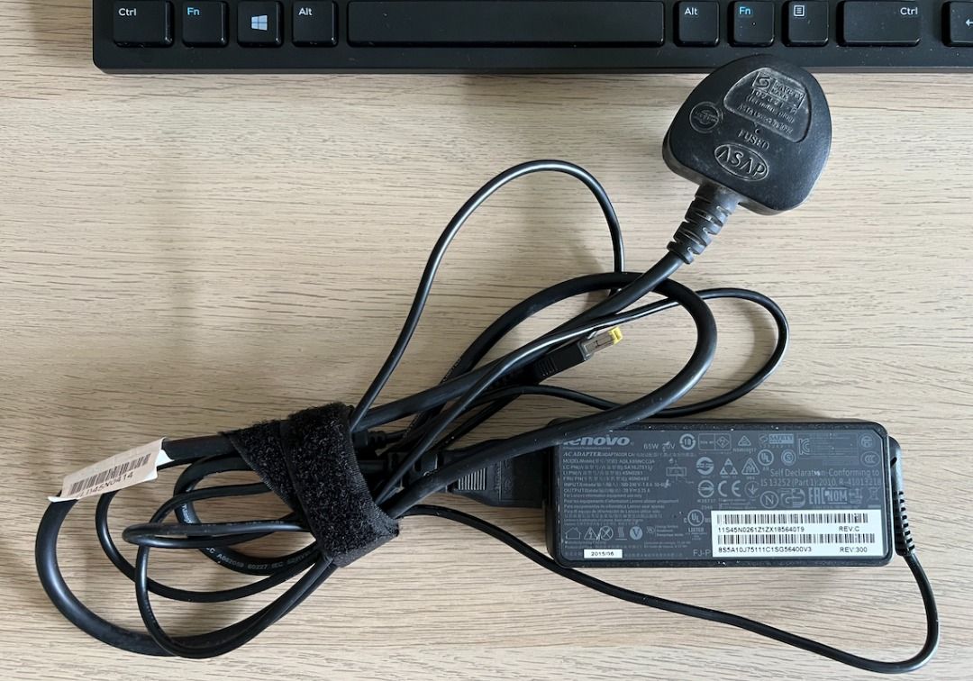 Lenovo Thinkpad power adapter 65W 20V , Computers & Tech, Parts ...