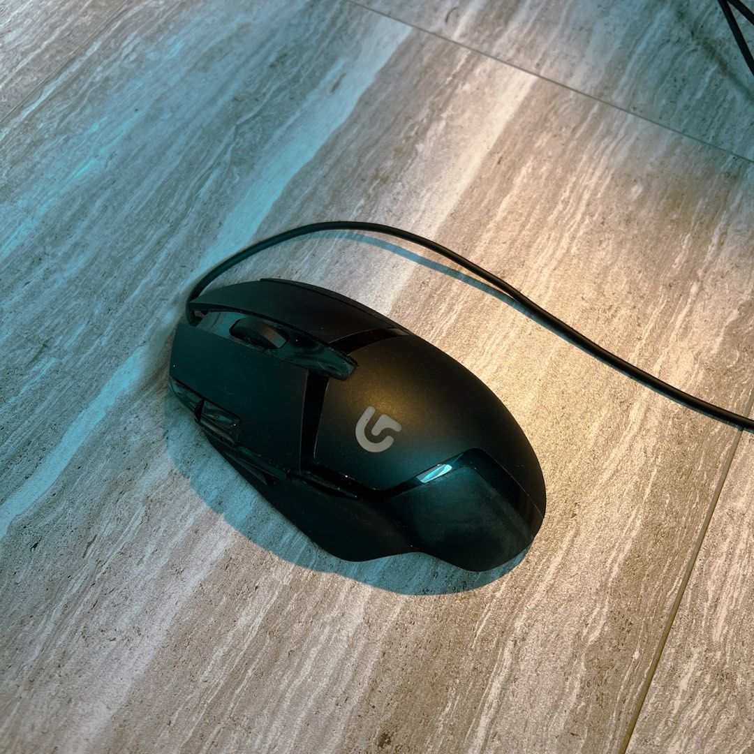 Logitech G402, Computers & Tech, Parts & Accessories, Mouse & Mousepads on Carousell