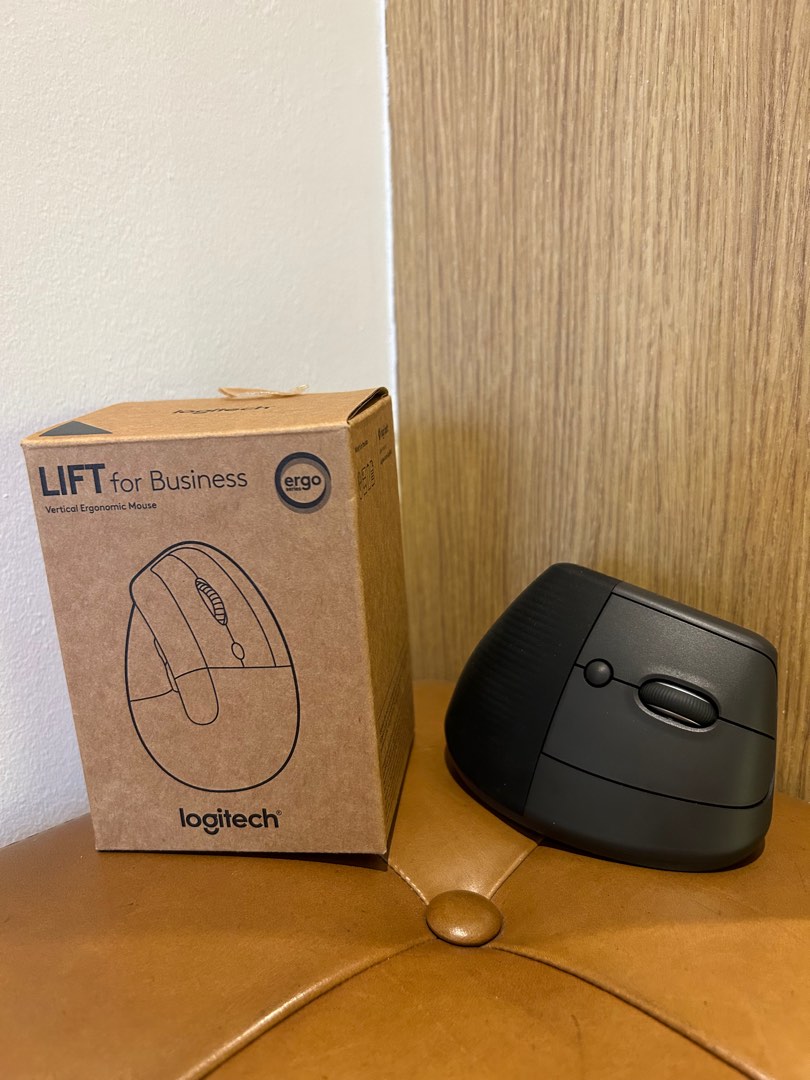 Logitech Lift vertical ergonomic mouse, Computers & Tech, Parts ...