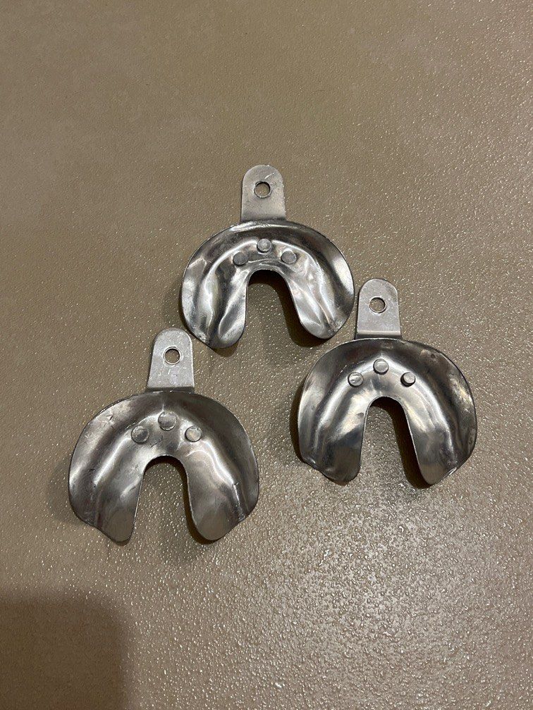 Lower stock tray on Carousell