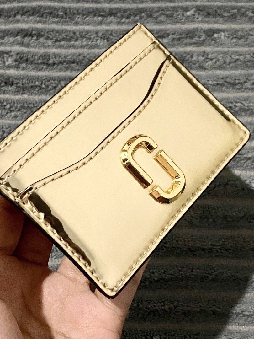 Marc Jacobs Snapshot Card Case Metallic Gold, Fesyen Wanita, Tas ...