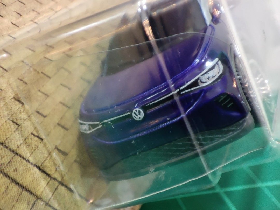 Matchbox Volkswagen EV 4 Navy Blue SUV Electric Vehicle, Hobbies & Toys ...