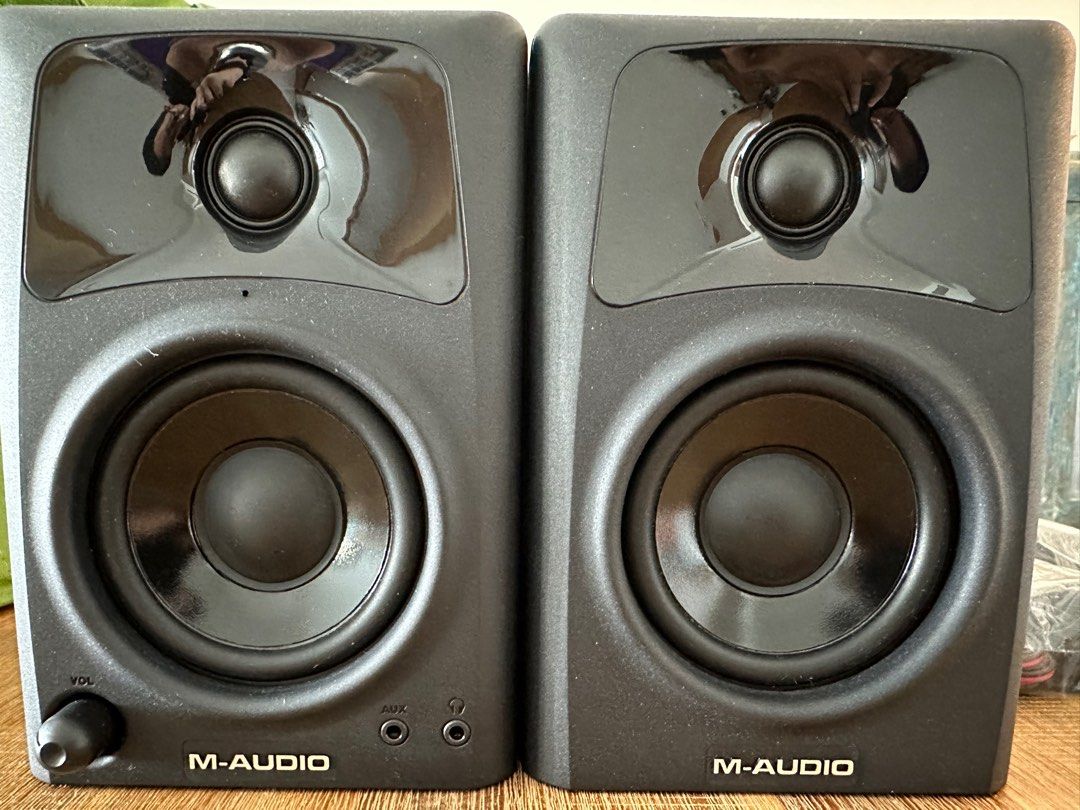 M-Audio AV32 desktop speakers, Audio, Soundbars, Speakers & Amplifiers ...