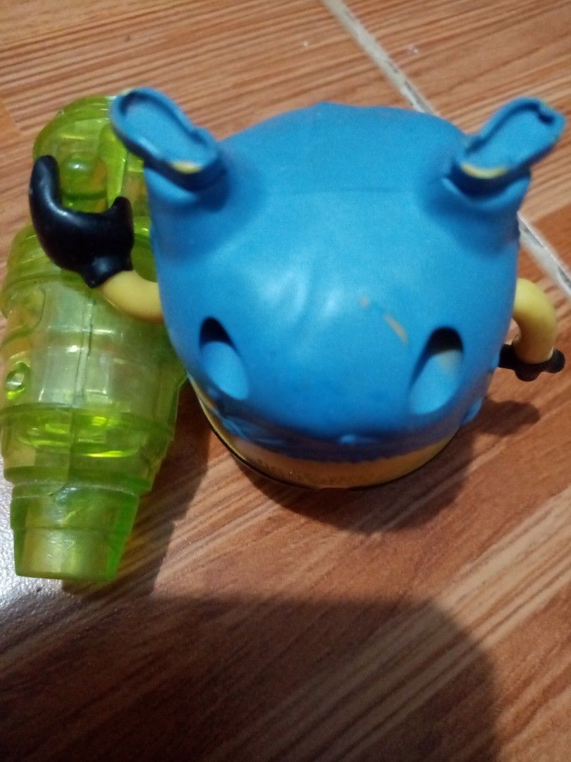 Mcdo happy meal 2013 despicable me 2 JERRY WHISTLE on Carousell