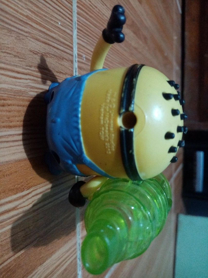 Mcdo happy meal 2013 despicable me 2 JERRY WHISTLE on Carousell