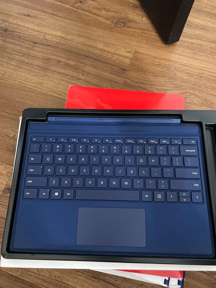 Microsoft Surface Pro Type Cover, Computers & Tech, Parts & Accessories ...