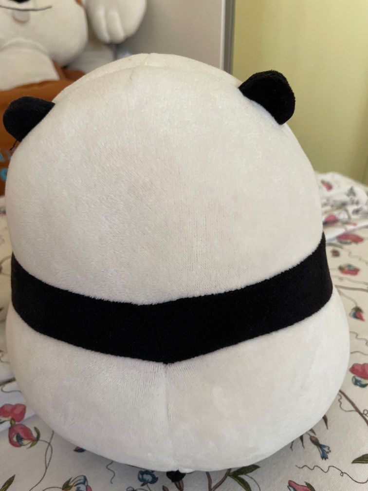 Miniso panda doll, 興趣及遊戲, 玩具 & 遊戲類 - Carousell