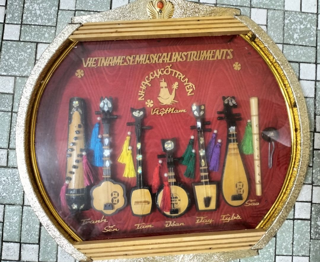 Musical Instruments Wall Mounted Set, Furniture & Home Living, Home ...