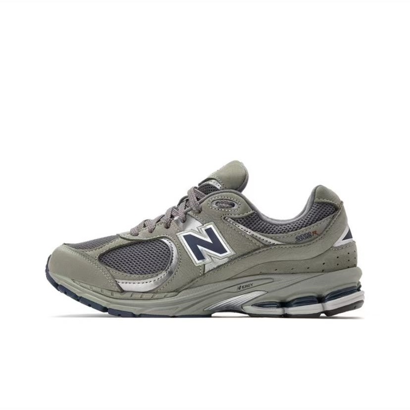 New Balance NB 2002R Classic Grey, Women's Fashion, Footwear, Sneakers ...