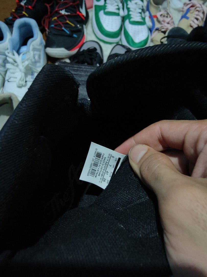 Nike Air Jordan collab Hi Think, Fesyen Pria, Sepatu , Sneakers di ...