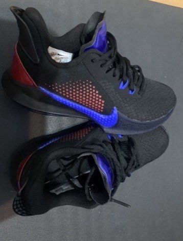 Nike MAMBA FURY EP 籃球鞋 XDR耐磨橡膠 CK2088004 男女款 黑藍, 體育器材, 其他運動配件在旋轉拍賣