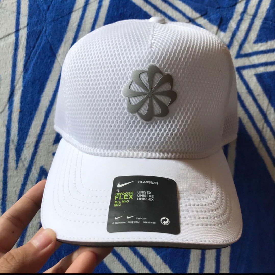 Nike Pinwheel Cap, Men's Fashion, Activewear on Carousell