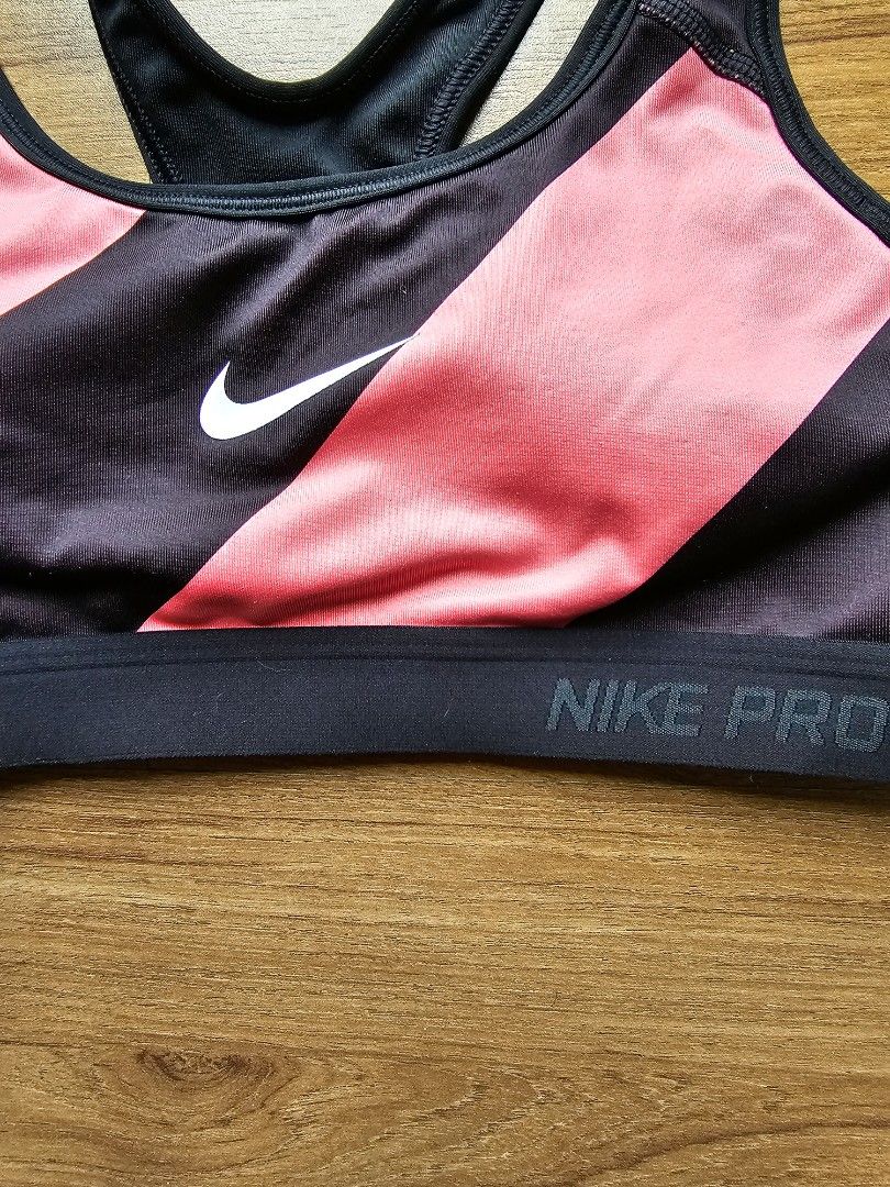 Nike Pro sports bra on Carousell
