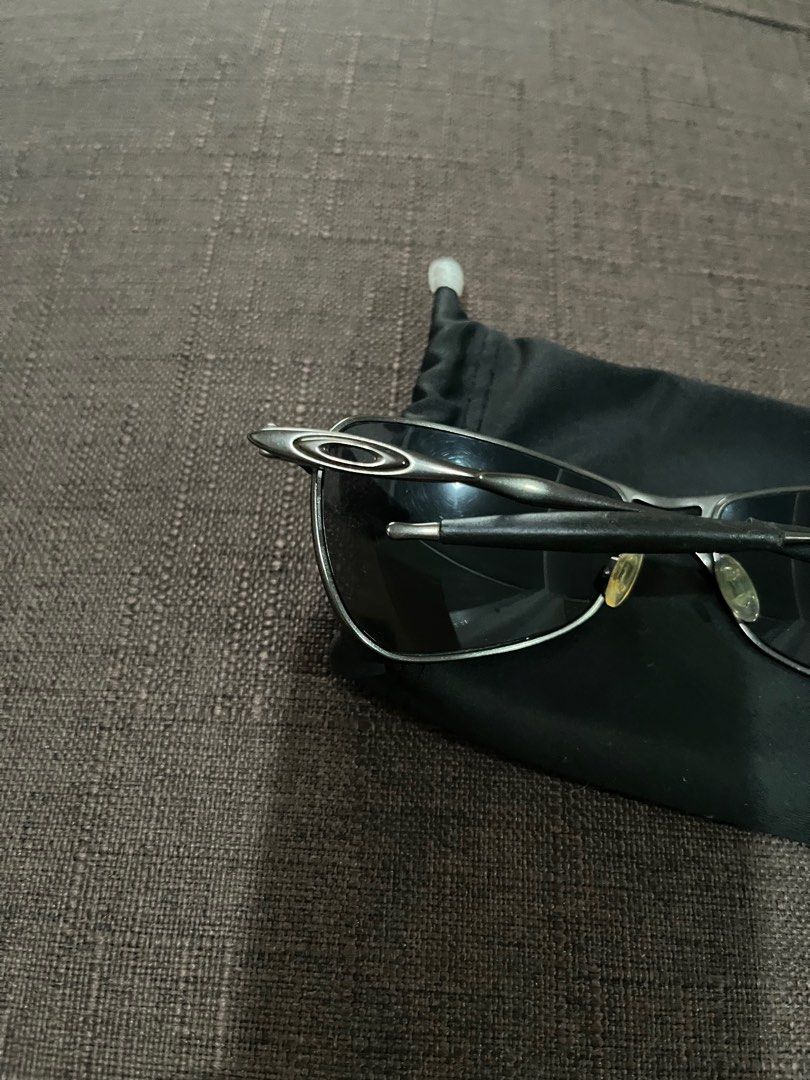 Oakley crosshair 1.0 on Carousell