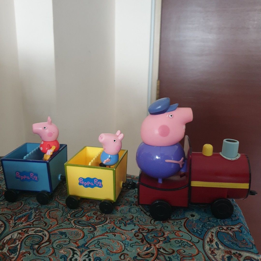 Peppa pig train, Hobbies & Toys, Toys & Games on Carousell