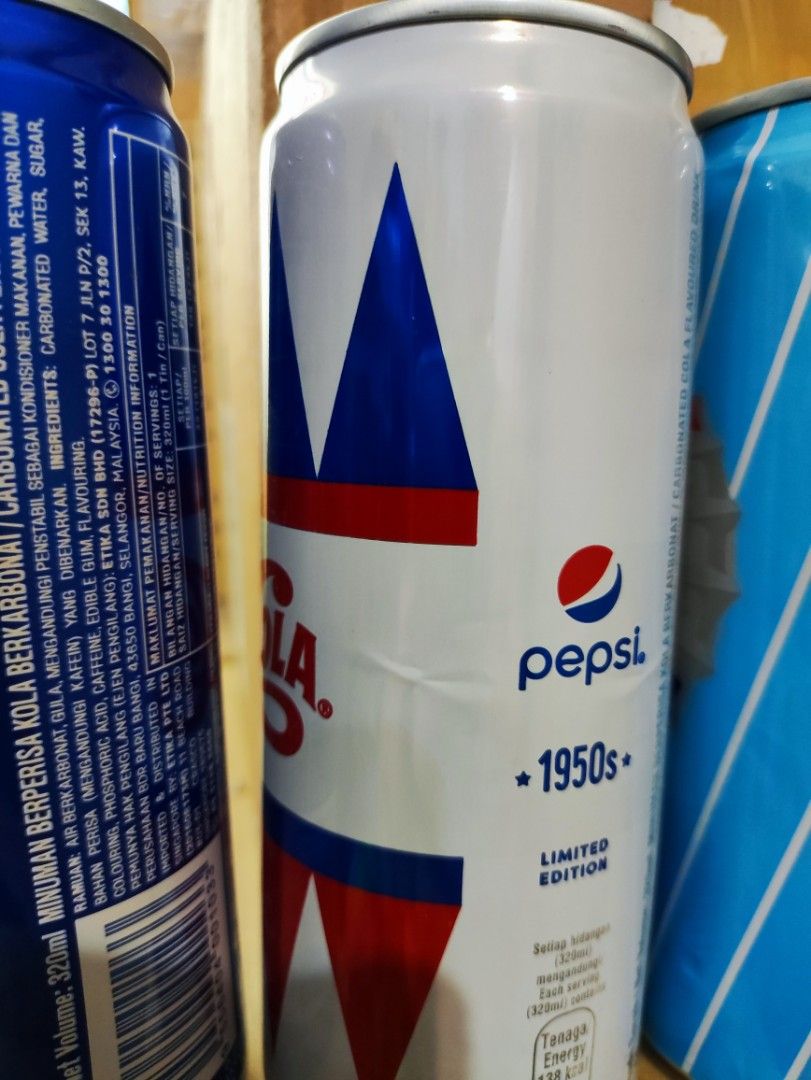 Pepsi Cola Retro cans 1950,60s,70s,90s, Hobbies & Toys, Collectibles ...