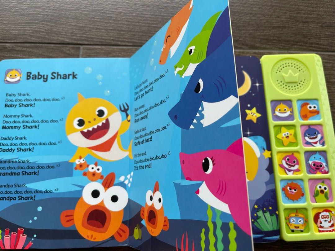 Pink Fong Baby Shark English music book, Babies & Kids, Infant Playtime ...