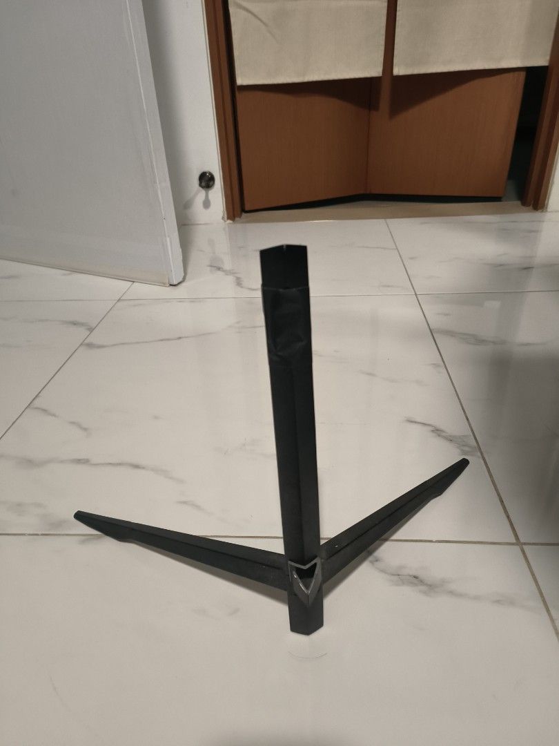 Prism x300 monitor original stand, Computers & Tech, Parts ...