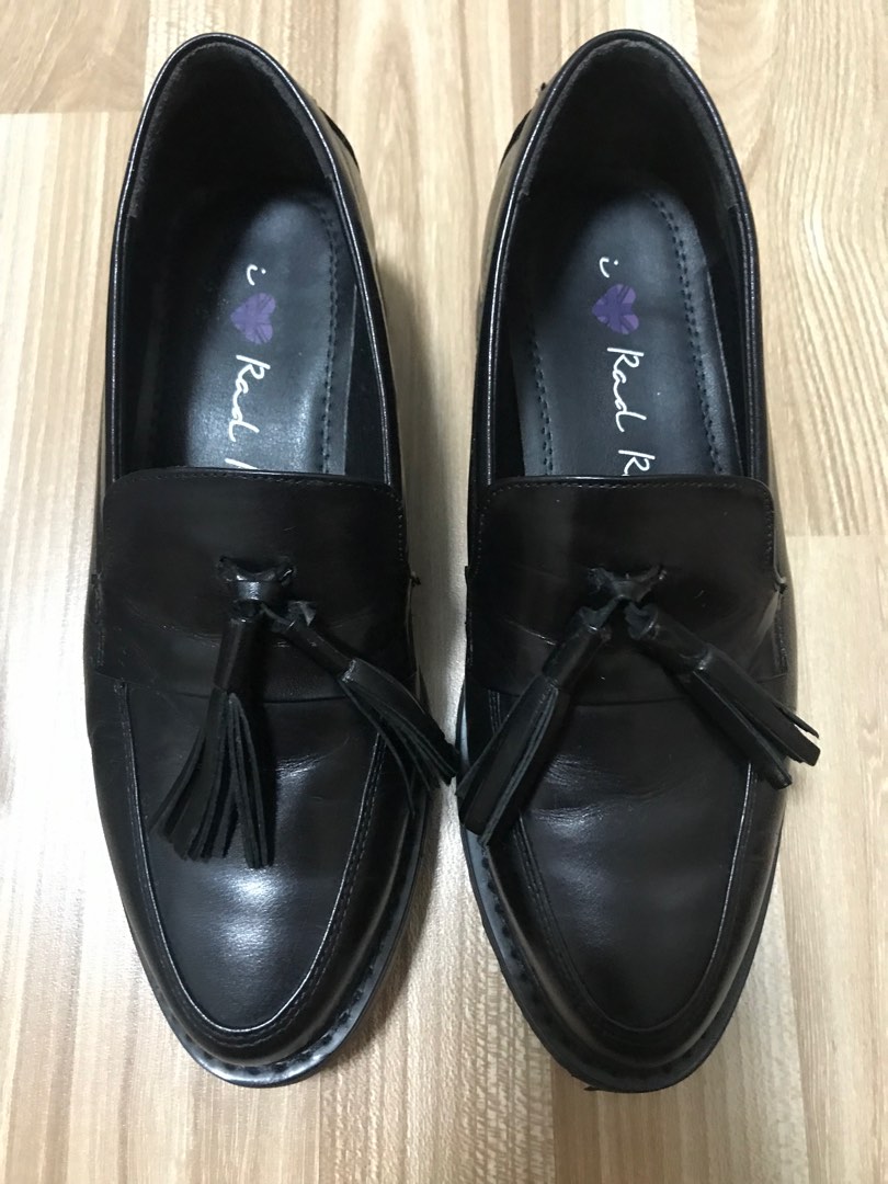 Rad Russell Black Loafers, Women's Fashion, Footwear, Loafers on Carousell