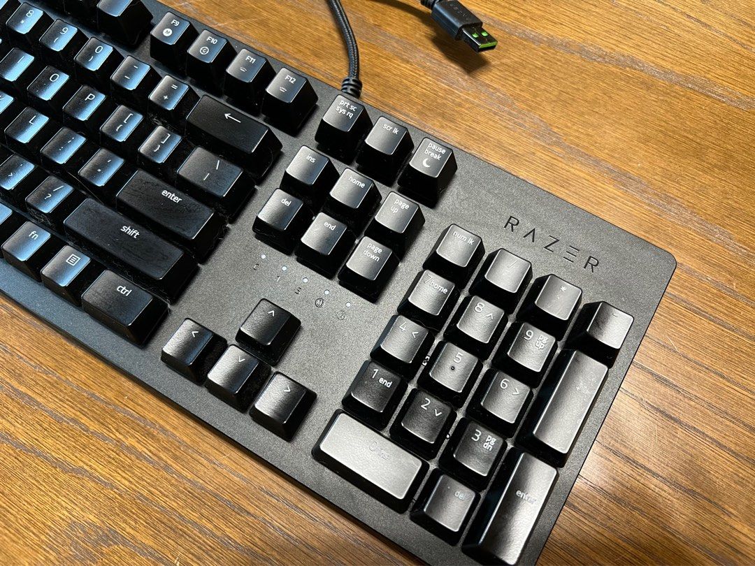 Razer Huntsman Keyboard 雷蛇鍵盤 青軸, 電腦＆科技, 電腦周邊及配件, 電腦鍵盤及相關產品 - Carousell