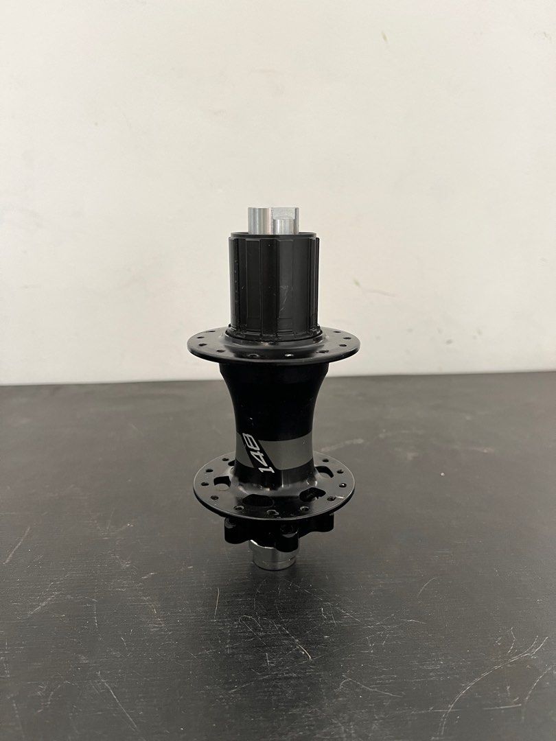 Roval 12x148 rear hub, Sports Equipment, Bicycles & Parts, Parts ...