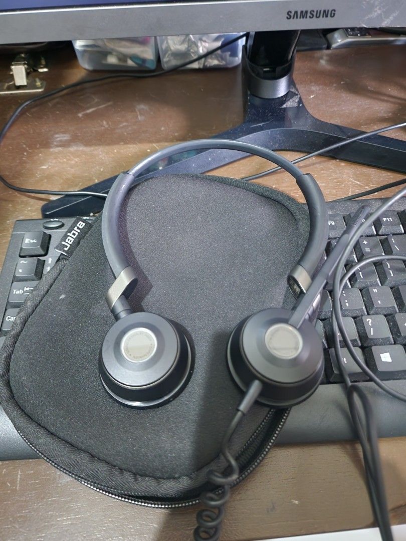 Samsung Monitor+kb+jabra headset, Computers & Tech, Parts & Accessories ...