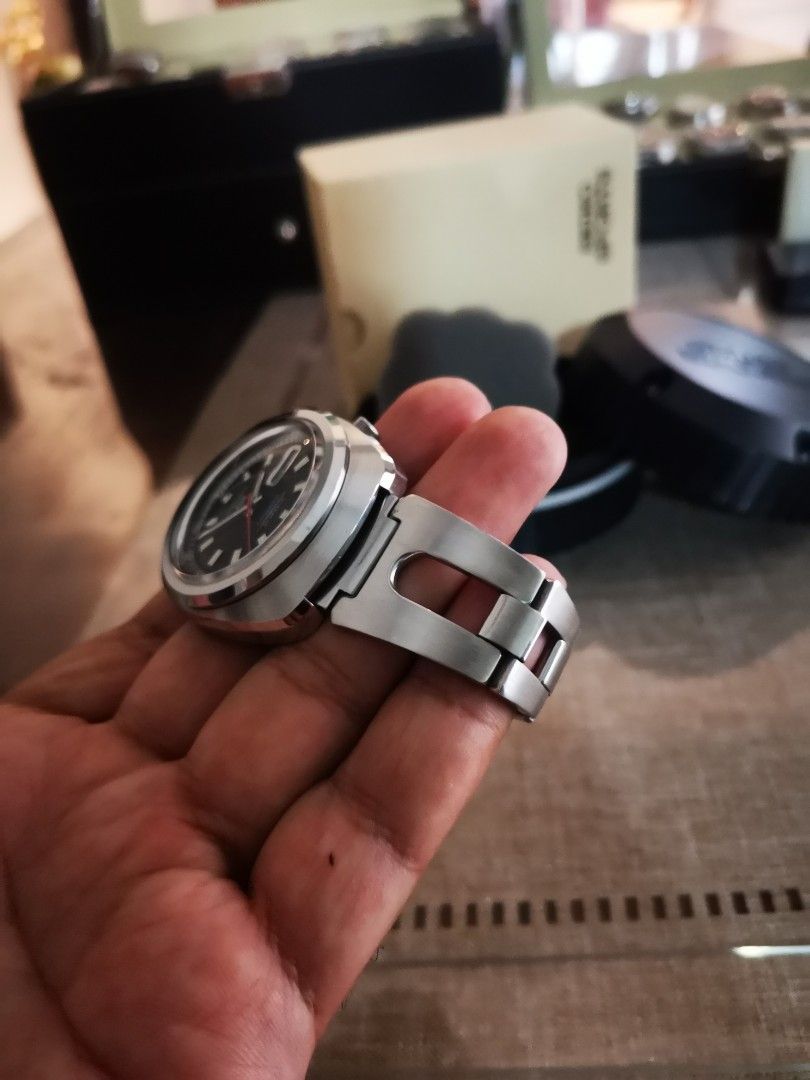 Seiko 5 Sports Rally Diver Reissue SBSS-001, Men's Fashion, Watches ...