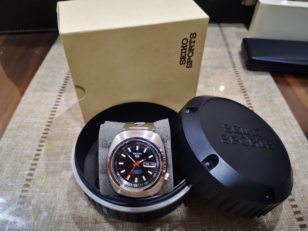 Seiko 5 Sports Rally Diver Reissue SBSS-001, Men's Fashion, Watches ...
