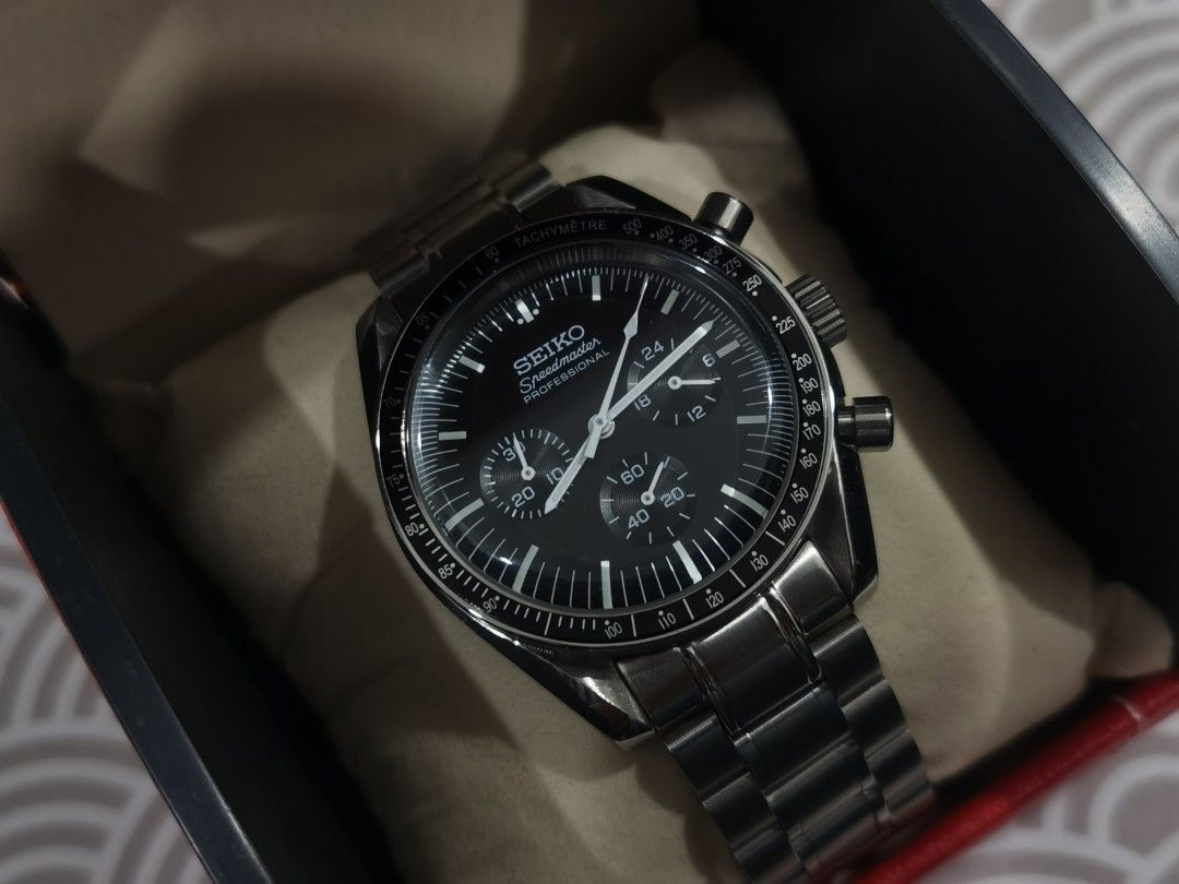 Seiko Mod custom Speedmaster, Men's Fashion, Watches & Accessories ...